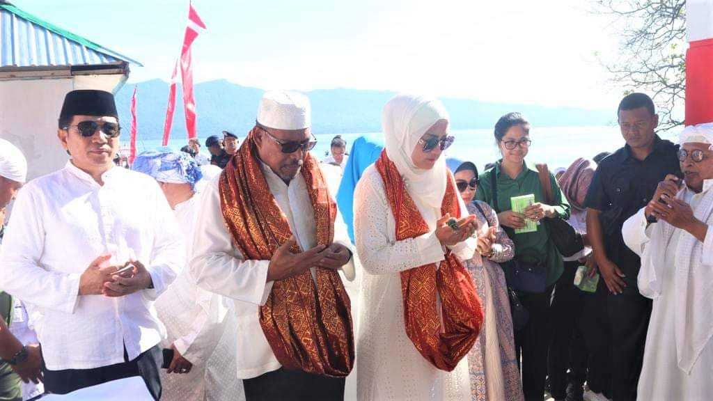 Murad Ismail Memasang Tiang Alif Masjid Al-Muhajirin Ory | Liputan Malteng