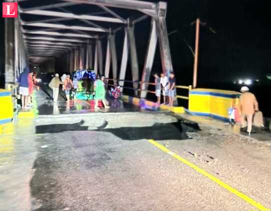 Oprit Jembatan Waru TNS Amblas, Akses Jalan Trans Seram ke Masohi ...